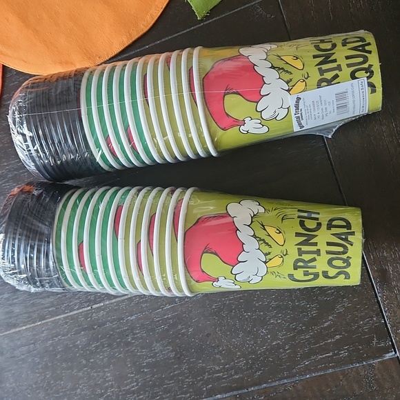Oriental Trading | Party Supplies | Grinch Squad Disposable Coffee Cups ...